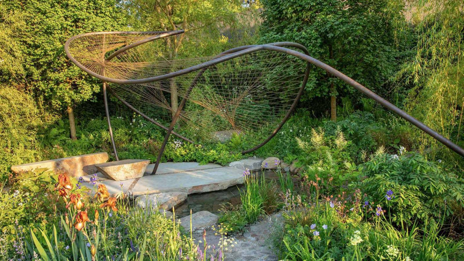 Garden and landscape designs by award winning designer Jo Thompson